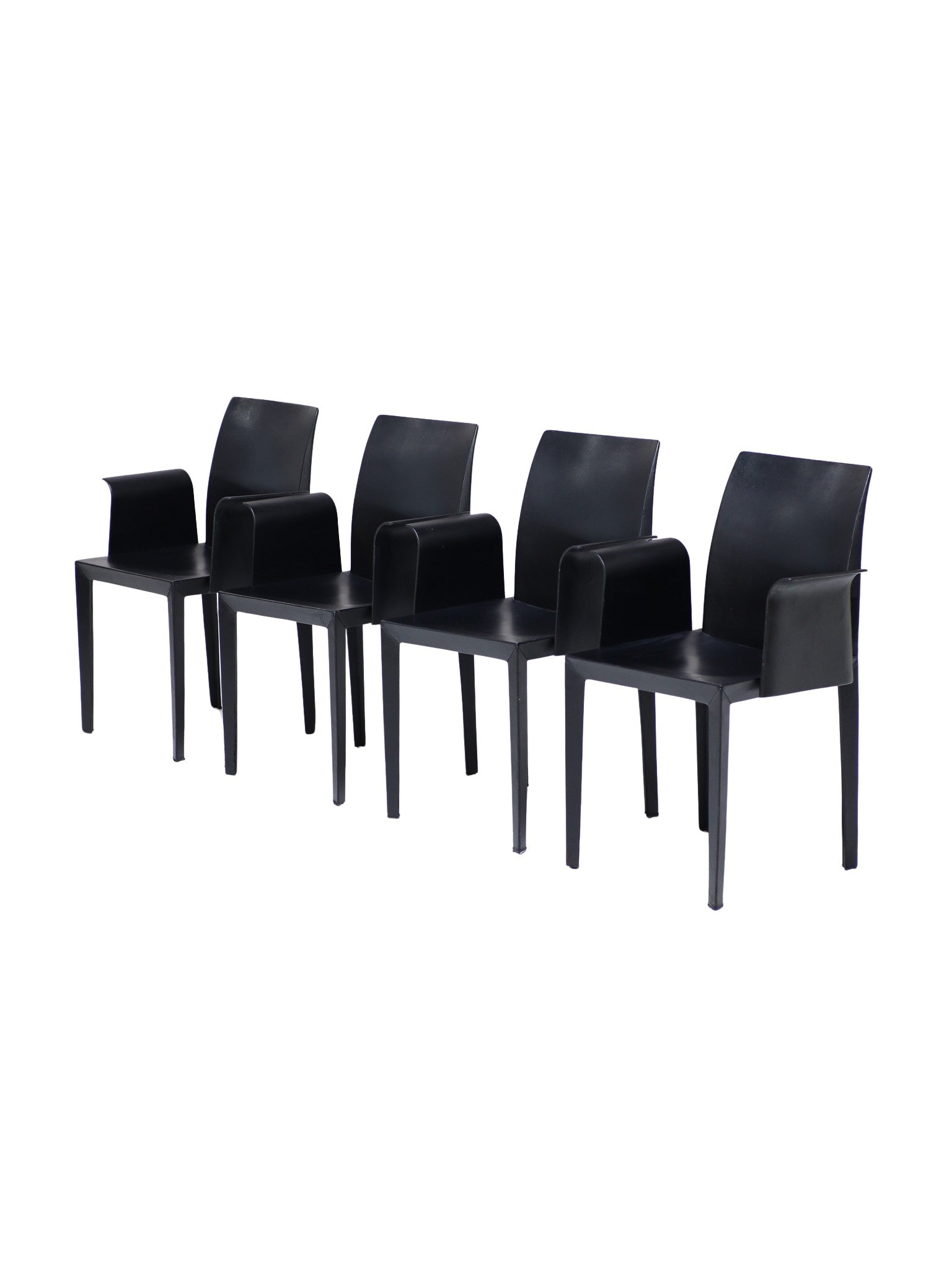 Set of 4 Lola chairs by Cerri for Poltrona Frau – Curiouz