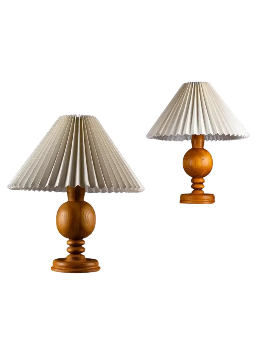Pair of 1960s Scandinavian table lamps in turned wood – Curiouz